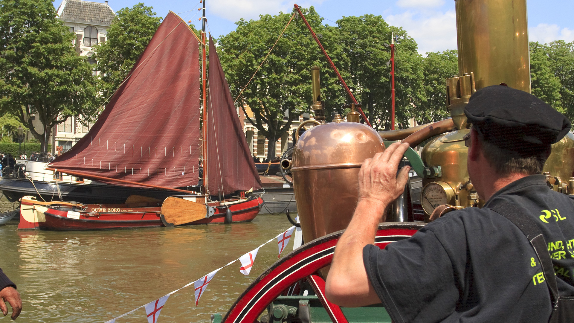 Dordt in Stoom - Rondvaart Europoort